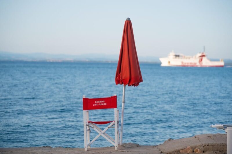 Porto Santo Stefano: La Caletta beach club - Cocktails under the umbrella - Price Value and Practical Considerations