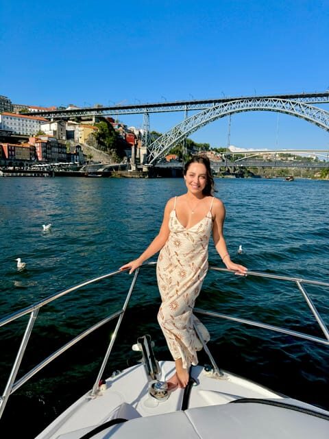 Porto SHARED Boat Tour: Bridges & River Mouth w/ DRINKS - An In-Depth Look at the Porto River Experience