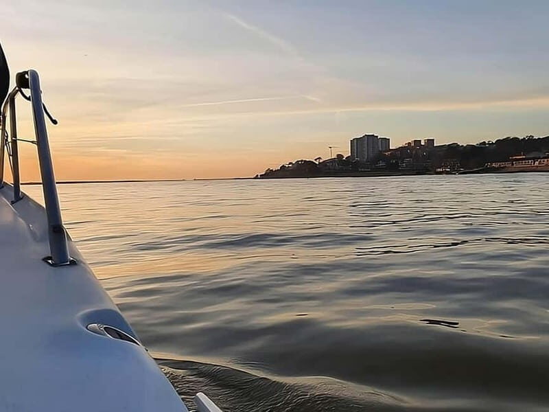 Porto: Sunset or Daytime Yacht Cruise with Welcome drink - FAQ