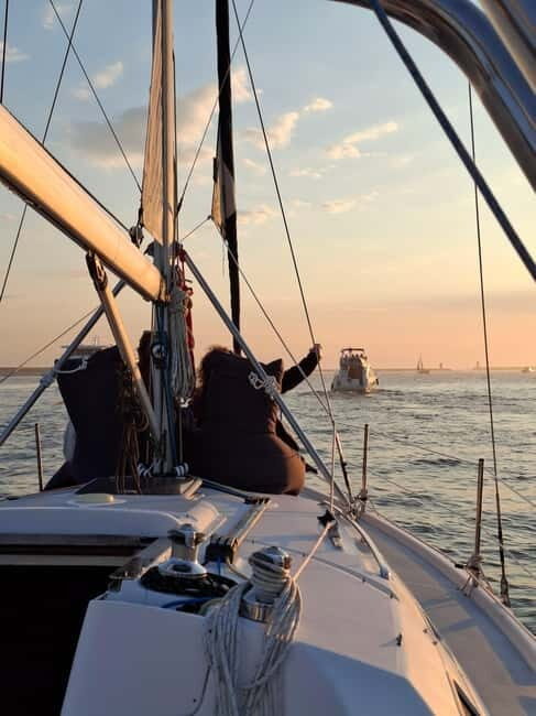 Porto Sunset: Sailboat Tour with Welcome Drink and snacks - Final Words