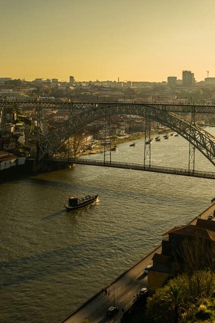 Porto: Sunset Walking Tour with Port Wine Tasting - A Walk through Porto’s Enchanting Evenings: Sunset Walking Tour with Port Wine Tasting
