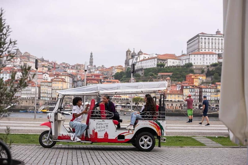 Porto Tour: One tour, a thousand stories by tuk tuk - 3 hours - Key Points
