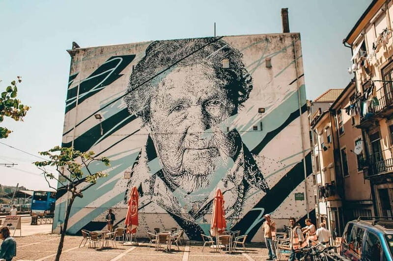 Porto Tour: Street Art & Architecture Experience 3h - Architectural Gems & Urban Texture