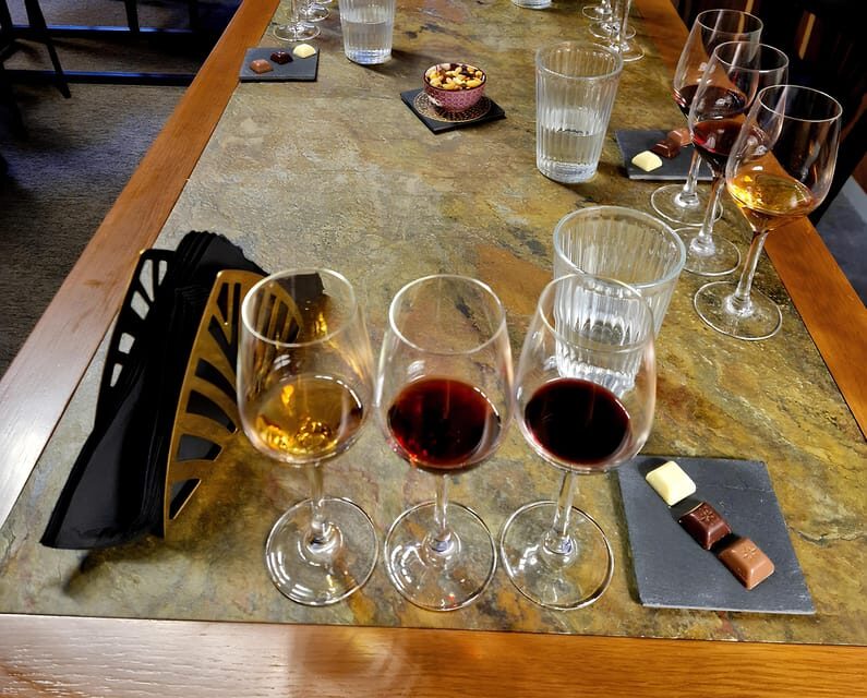 Porto tour with Port Wine tasting in a hidden wine cellar! - Authentic Experiences and Why They Matter