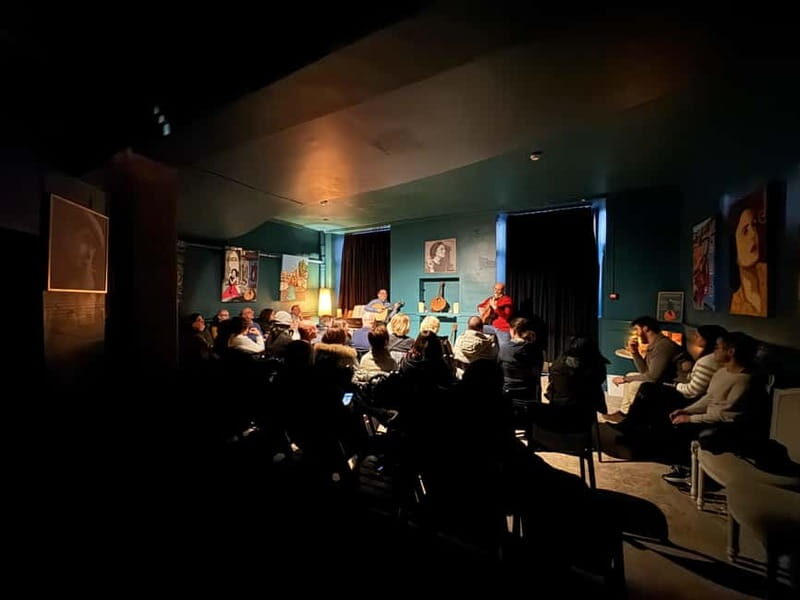 Porto: Traditional Fado Show at Sao Bento with Port Wine - What Could Be Better?