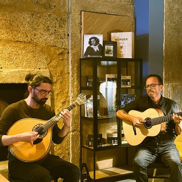 Porto: Traditional Fado Show with Welcome Drink - The Value of the Experience