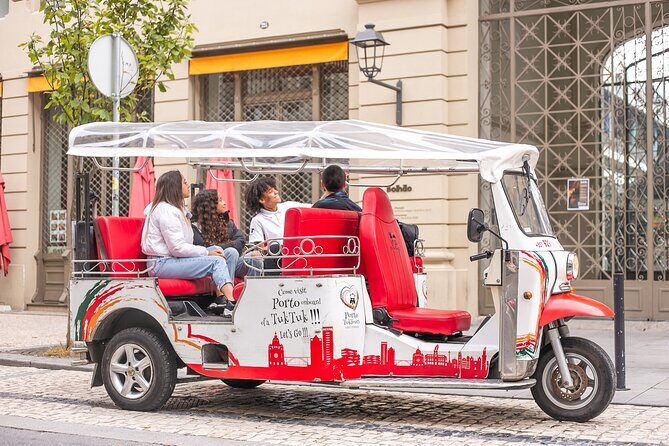 Porto: Tuk tuk vip guided tour - 1.30h - FAQ