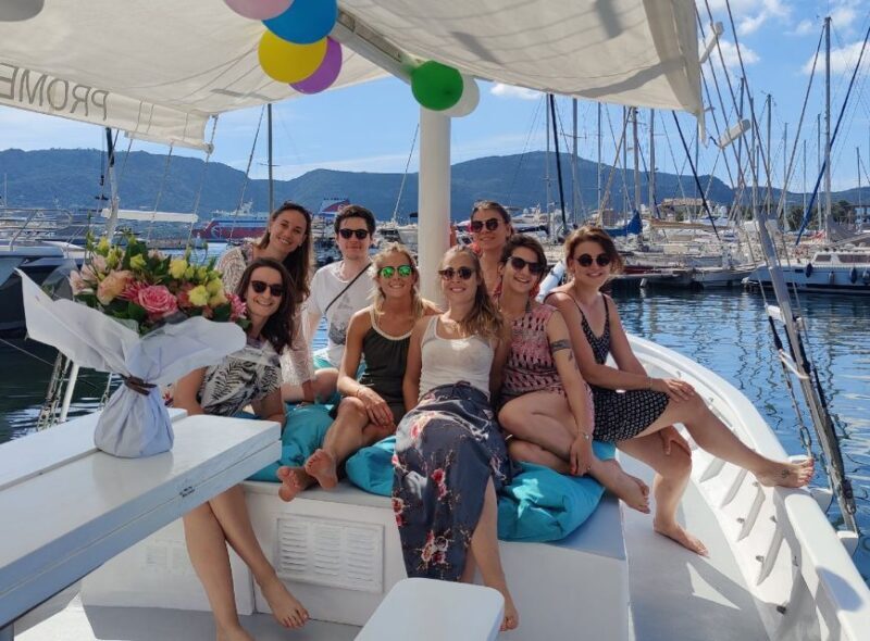 Porto-Vecchio: Boat Tour with Meal and Swim Stops - Key Points