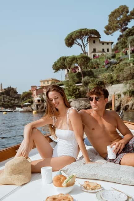Portofino Riviera and Cinque Terre Private Boat Tour - The Experience on Board: Comfort, Convenience, and Personalization