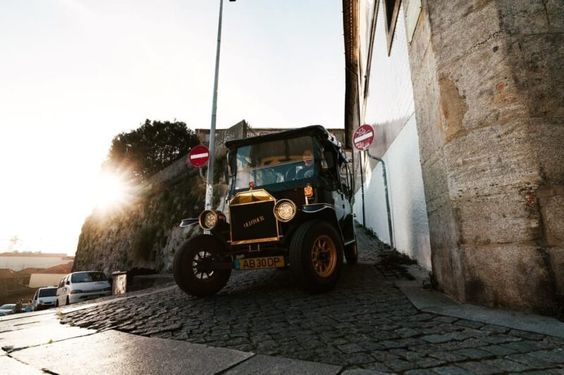Porto:Private Tour of the Historic City in a Classic Ford T - Key Points