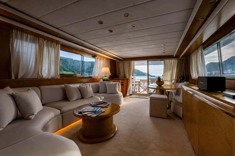 Portovenere Luxurious Sunset - The Experience — What to Expect from the Portovenere Sunset Cruise