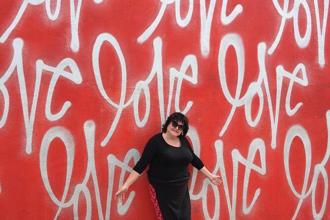 Pose by Unique sites in LA and become Instagram Famous - A Detailed Look at the Tour Experience