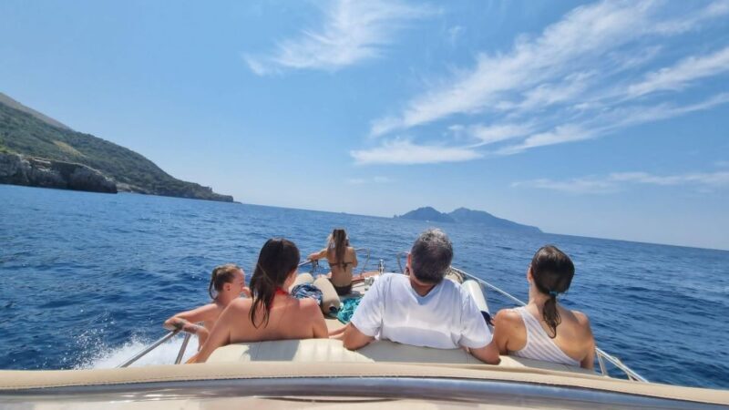 Positano and Amalfi Sharing swiming Li Gali Island - Key Points