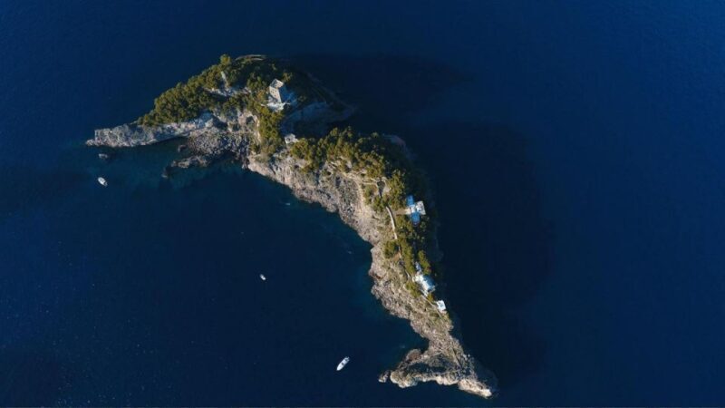 Positano and Amalfi Sharing swiming Li Gali Island - Li Galli Island: Private Paradise for Swimming