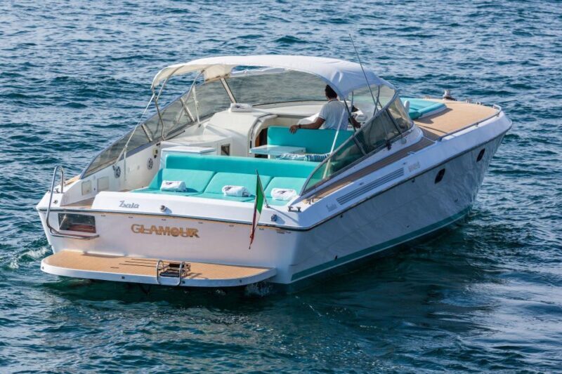 Positano: Boat Tour of Capri with Drinks and Snacks - Practicalities and Tips