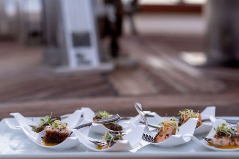 Positano: Positano Bay Sunset Experience - The Aperitif: Savoring Taste and Views