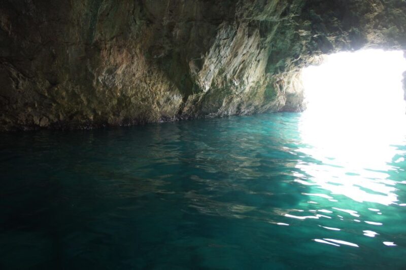 Positano: Private Boat Tour to Amalfi Coast Full Day (7h) - Key Points