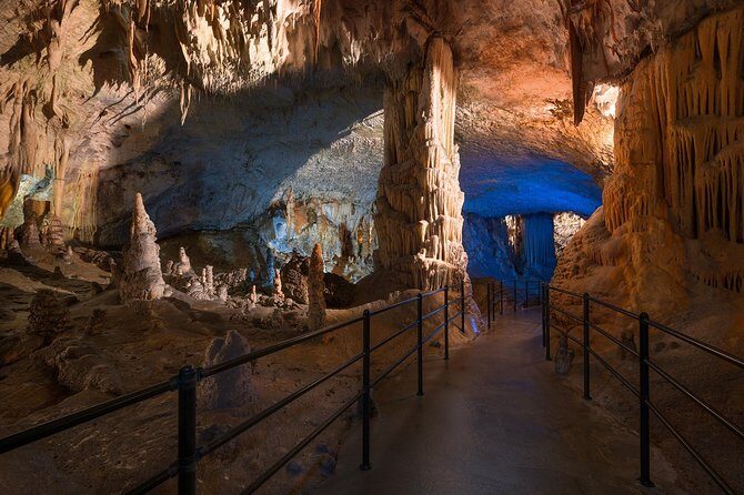 Postojna Cave & Predjama Castle - Key Points