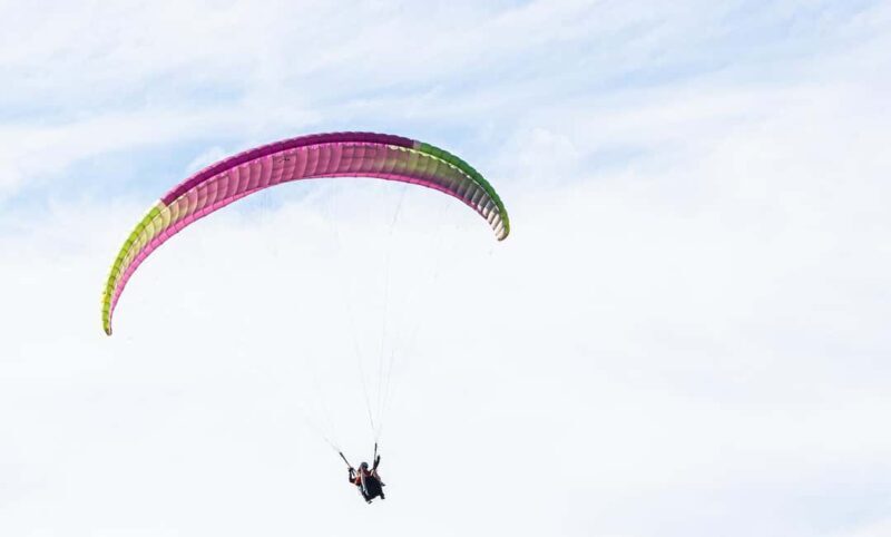 Potes: Paragliding in the Picos de Europa with professional pilots - Practical Tips for Travelers