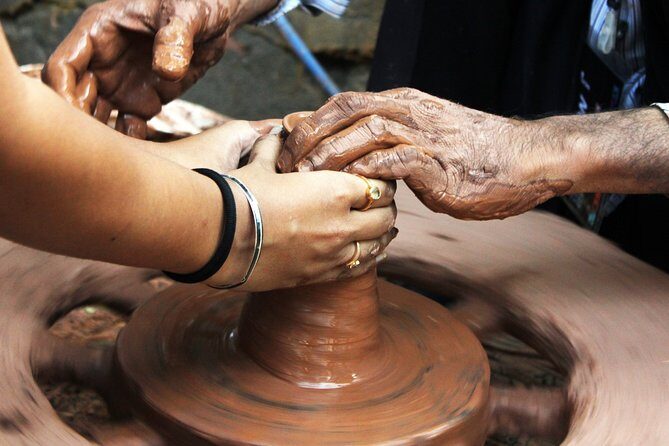 Pottery Village Cycling Tour from Pinnawala - Key Points