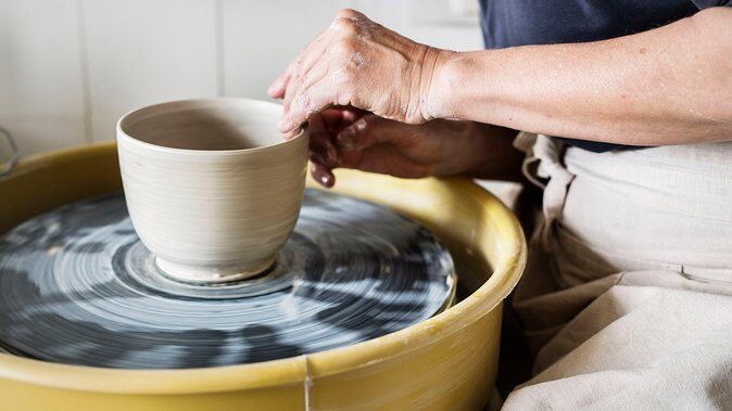 Pottery wheel class in Toronto Bay&Dundas - What the Pottery Class Offers