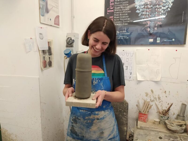 Pottery wheel workshop in Mugello, Tuscany. - FAQ
