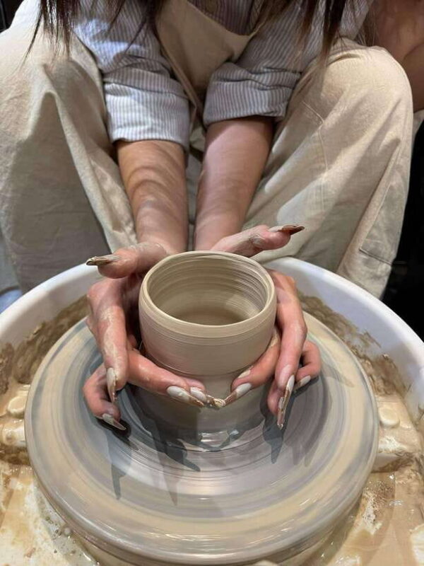 Pottery with Local Artist Fast Firing, Ships Worldwide - Key Points