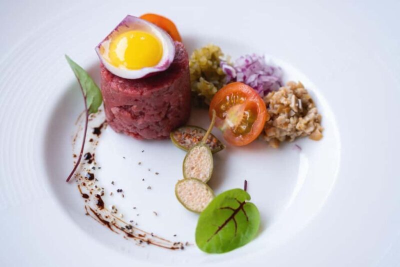 Pozna: Romantic Italian Dinner with Live Music and Wine - Who Is This Tour For?