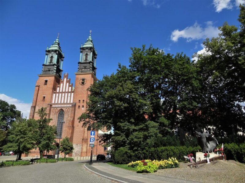 Poznan: City and Brewery Private Walking Tour with Beer - Who Should Consider This Tour?