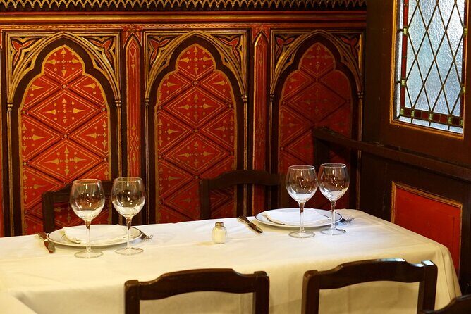 Prado Museum Tour & Lunch at the Oldest Restaurant in the World - The Prado Museum Experience: Art With a Personal Touch