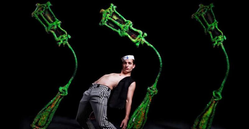 Prague: 1.5-Hour Black Light Theater Srnec Performance - An In-Depth Look at the Theater Experience
