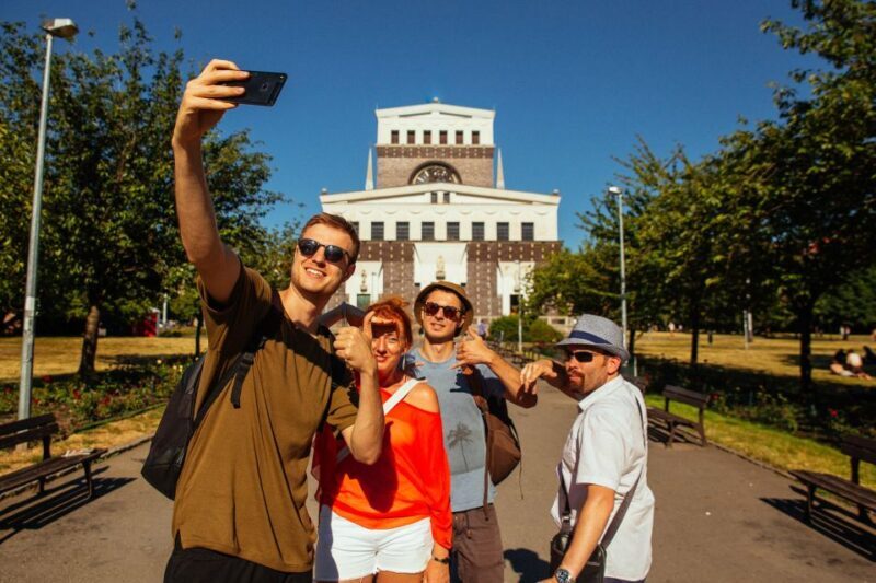 Prague: 1.5-Hour Private Kick-Start Tour with a Local - The Practicalities: Pricing, Group Size, and Cancellation