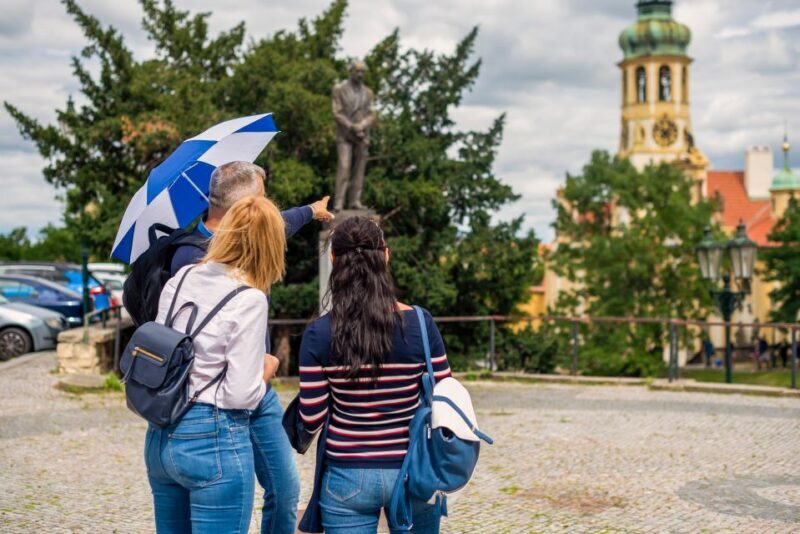 Prague: 1-Hour Castle Tour With Fast-GET Admission Ticket - FAQs