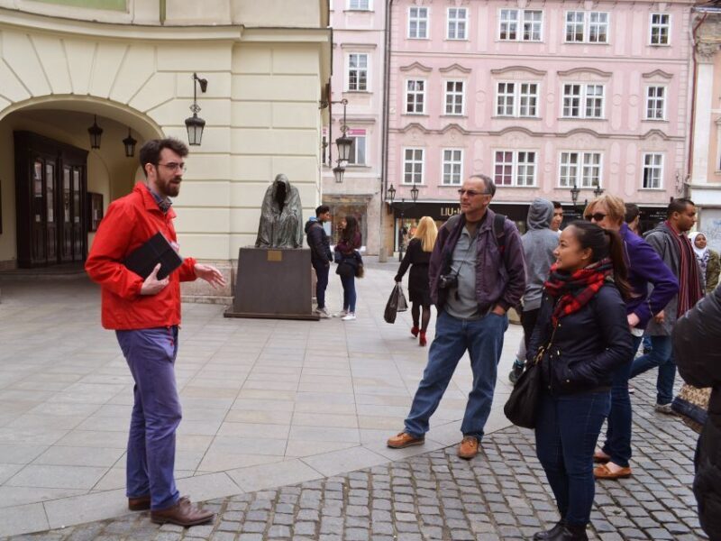 Prague: 2-Hour Old Town and Jewish Ghetto Walking Tour - An In-Depth Look at the Experience