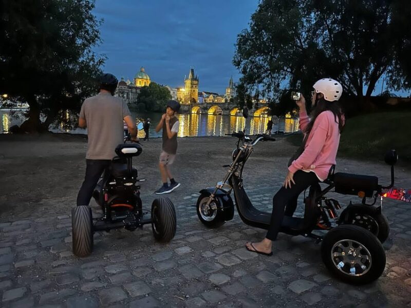 Prague: 2 hours FUN TRIKE tour in Prague with guide - Sightseeing Highlights & Stops