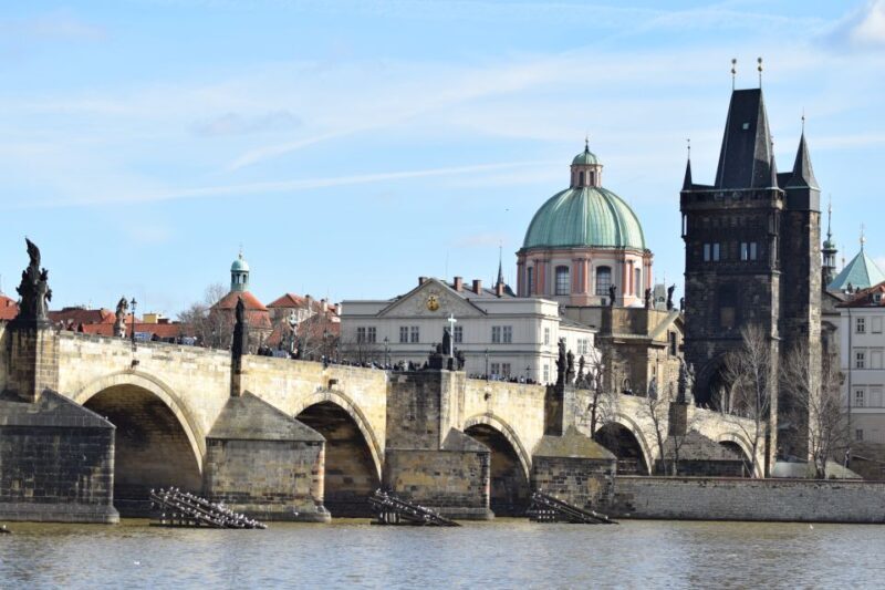 Prague: 3-hour Evening River Cruise with Dinner - The Sum Up: Who Should Consider This Tour?