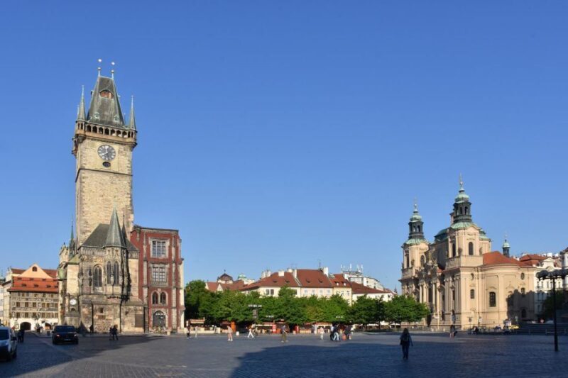 Prague 3-Hour Tour with Astronomical Clock Admission - The Experience on the Ground