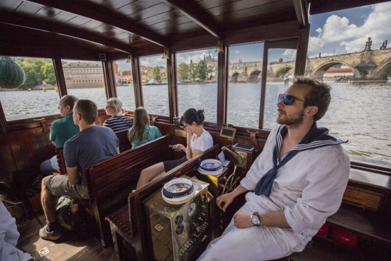 Prague: 3Hour Castle Grounds Walking Tour and River Cruise - What Travelers Say