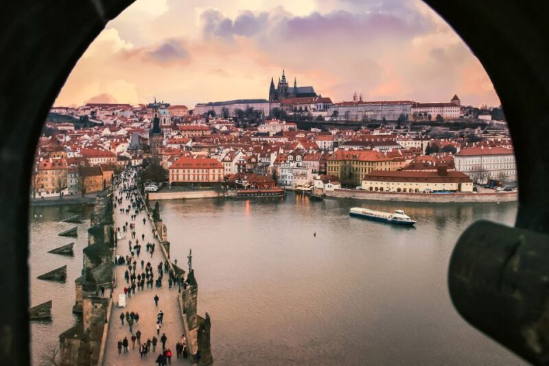 Prague: 50-Minute Sightseeing Evening Cruise - An Overview of the Prague Evening Cruise Experience
