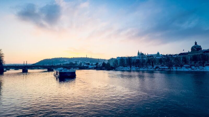 Prague: 50-Minute Sightseeing Evening Cruise - Pricing and Value for Money