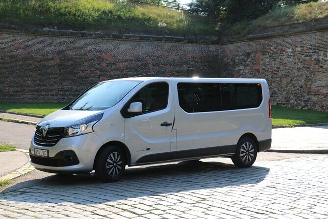 Prague Airport Transfers, Praga Aeropuerto Traslados, ESPAOL-ENG - Introduction