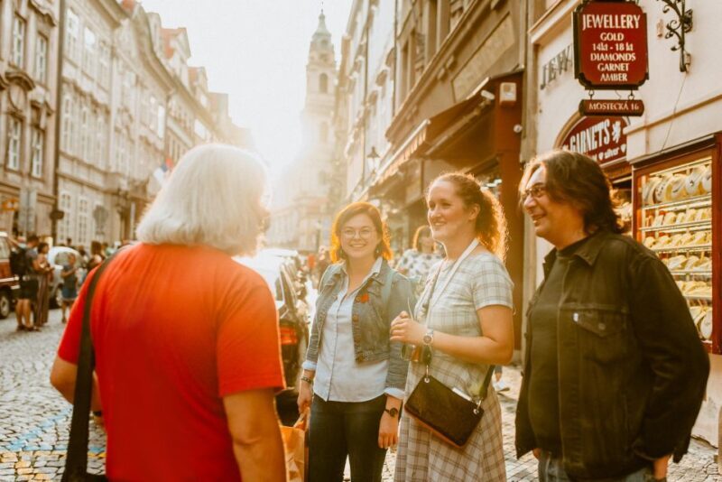 Prague: Award-Winning Old Town Food Tour with Four Drinks - Why You Should Consider This Tour