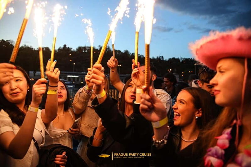 Prague : Boat Party with Afterparty at EPIC - Key Points