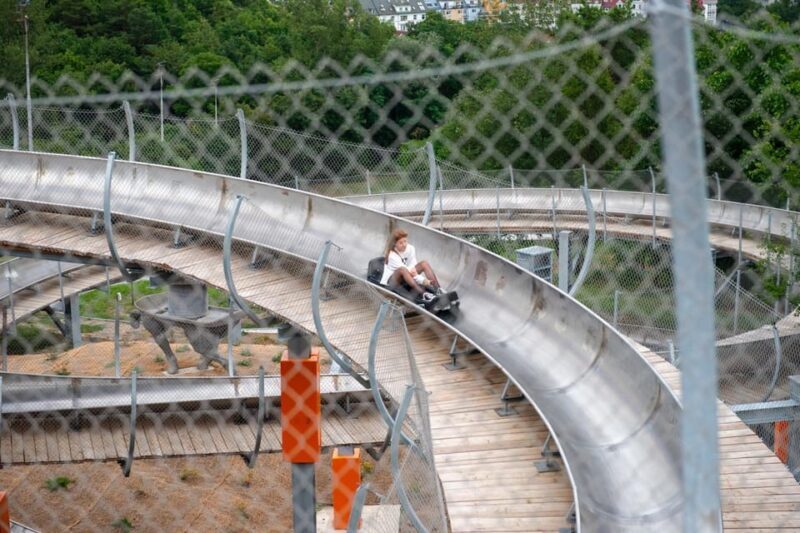 Prague Bobsledding & Private Transport - Key Points
