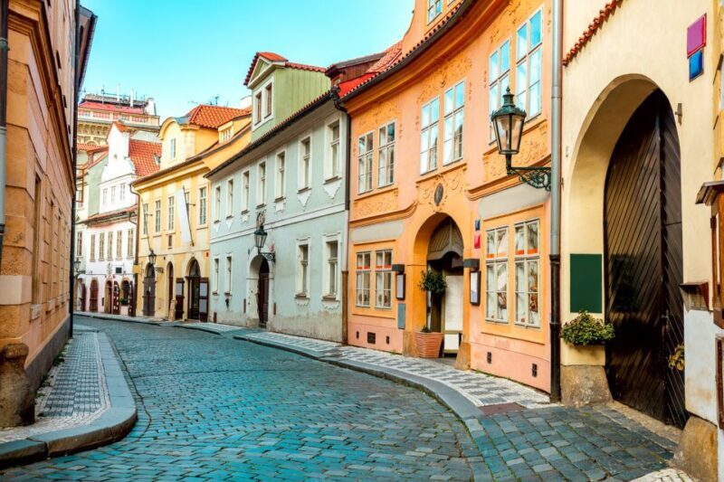 Prague Castle & Castle District: 2-Hour Guided Tour - Authentic Experiences and Review Insights
