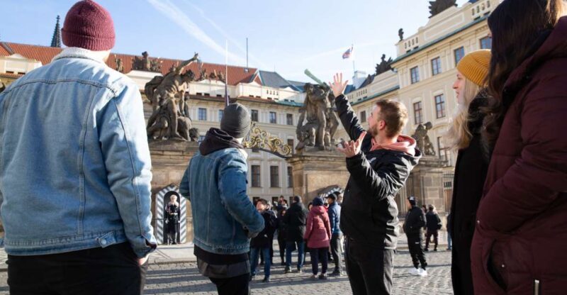 Prague: Castle Grounds & Highlights Walking Tour small-group - Key Points