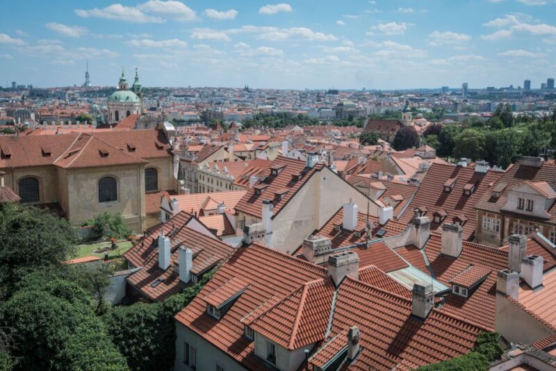 Prague: Castle Grounds & Highlights Walking Tour small-group - FAQ