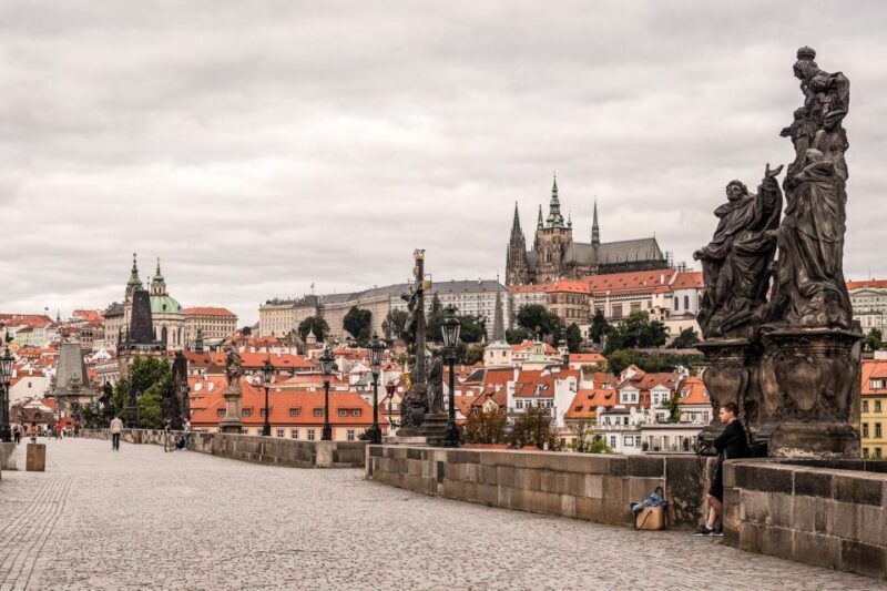 Prague: Castle, National Museum & Town Hall Tickets & Audio - An Introduction to the Experience