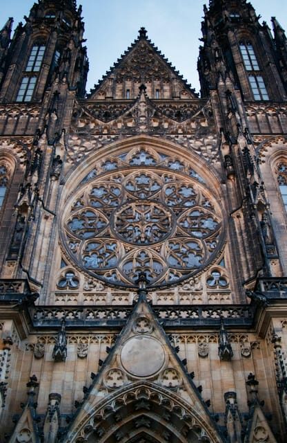 Prague Castle St. Vitus Cathedral, Royal Palace, St. George's Basilica - Who Will Love This Tour?