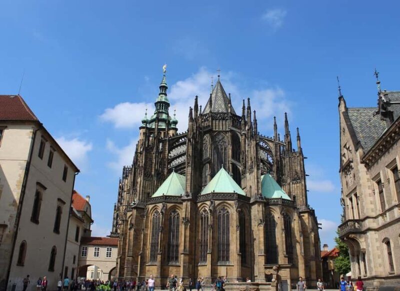 Prague: Central Gallery Ticket & Digital City Tour - Analyzing the Value